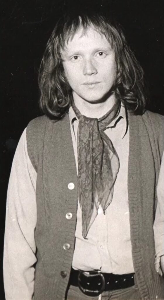 T2 | Interview | Peter Dunton | Mike Foster - It's Psychedelic Baby ...