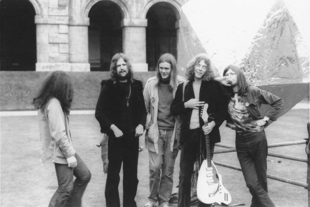 Brainiac 5 | Interview - It's Psychedelic Baby Magazine