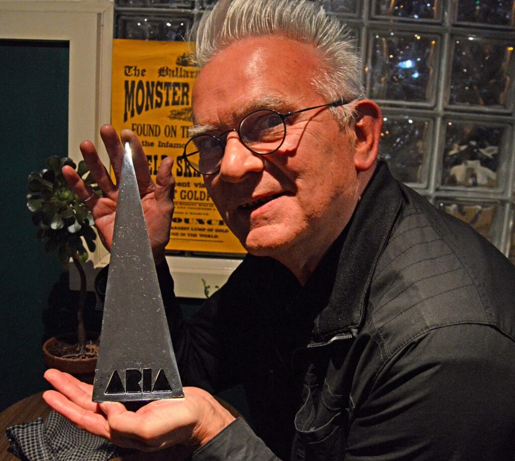 Catapilla interview with Robert Calvert - It's Psychedelic Baby Magazine