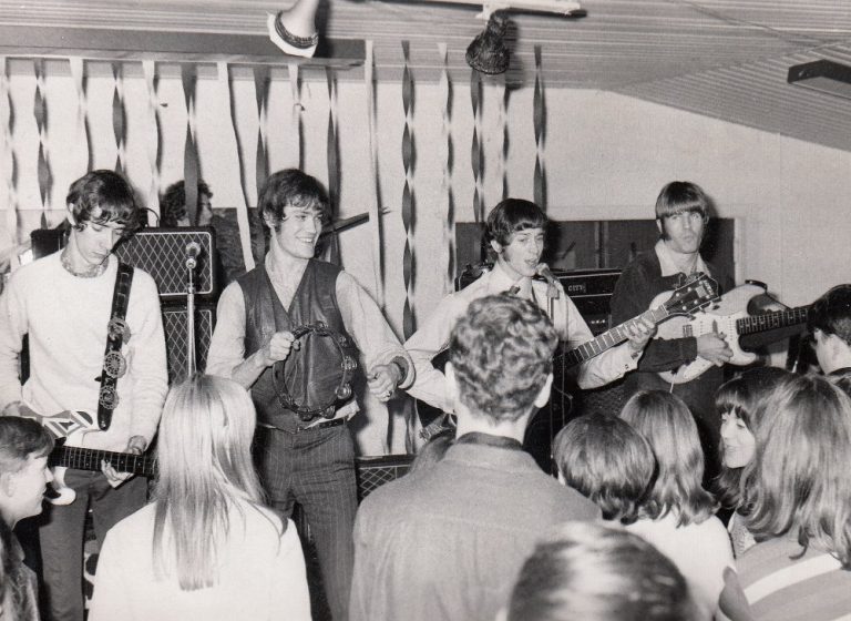 The Shake Spears - Biography of a 1960s pop group - It's Psychedelic ...