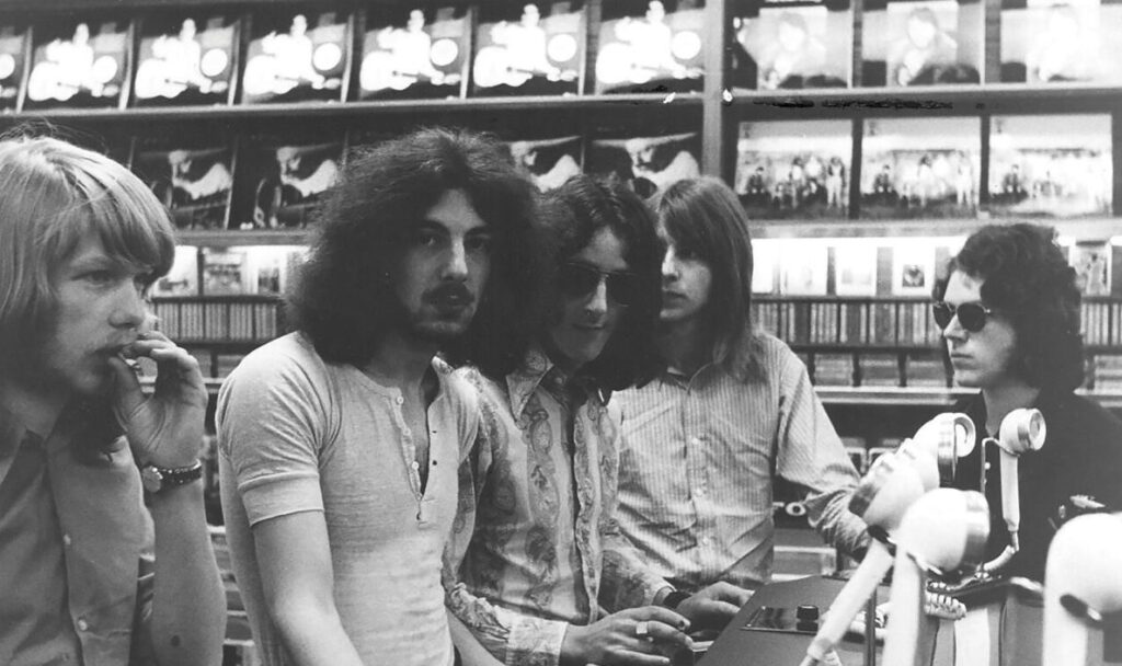 Gracious | Interview - It's Psychedelic Baby Magazine