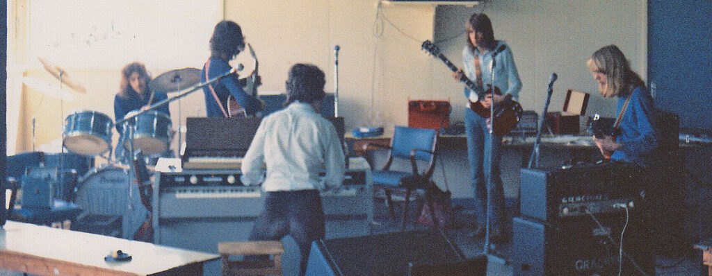 Gracious | Interview - It's Psychedelic Baby Magazine