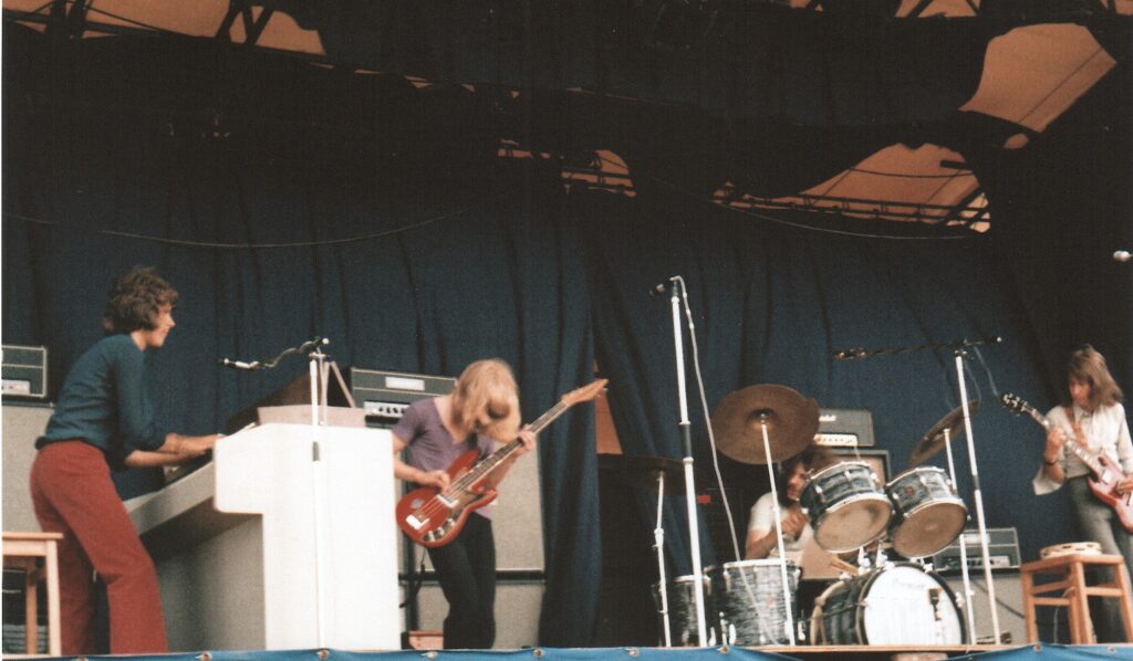 Gracious | Interview - It's Psychedelic Baby Magazine