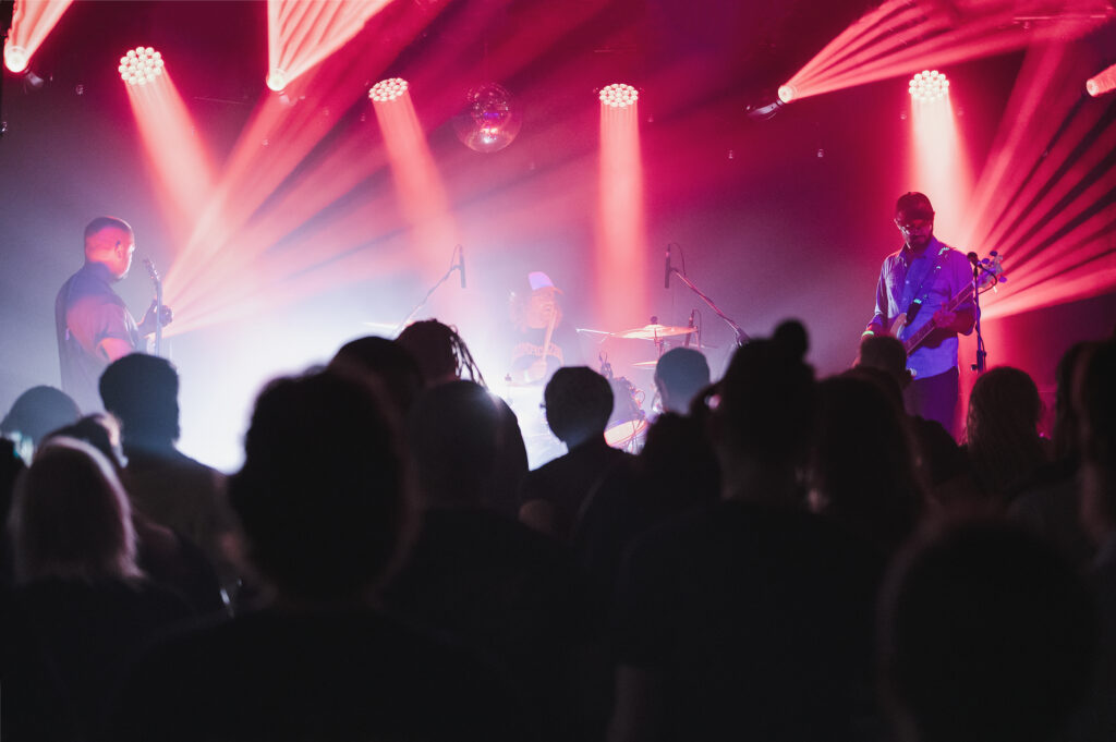 Apollo80 | Interview | "Heavy-riffing exploration in the low ...