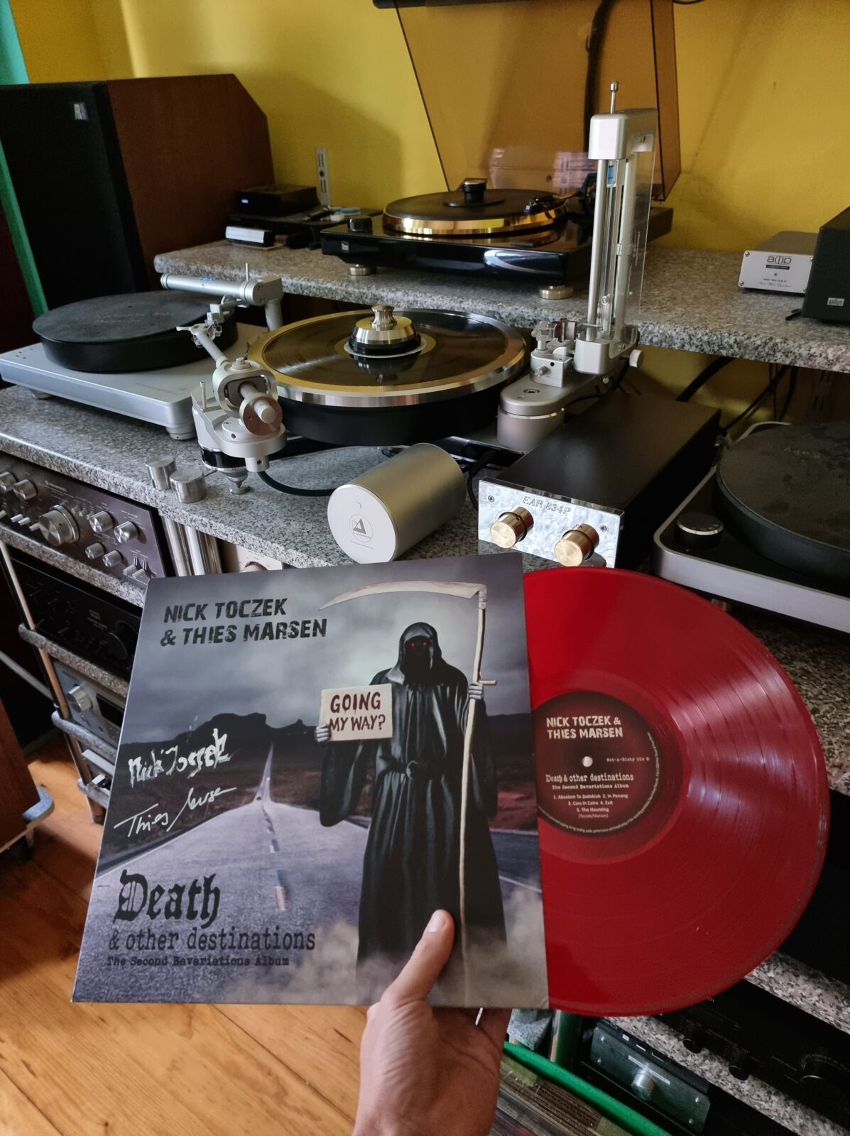 Dead Rabbits interview with Thomas Hayes - It's Psychedelic Baby Magazine