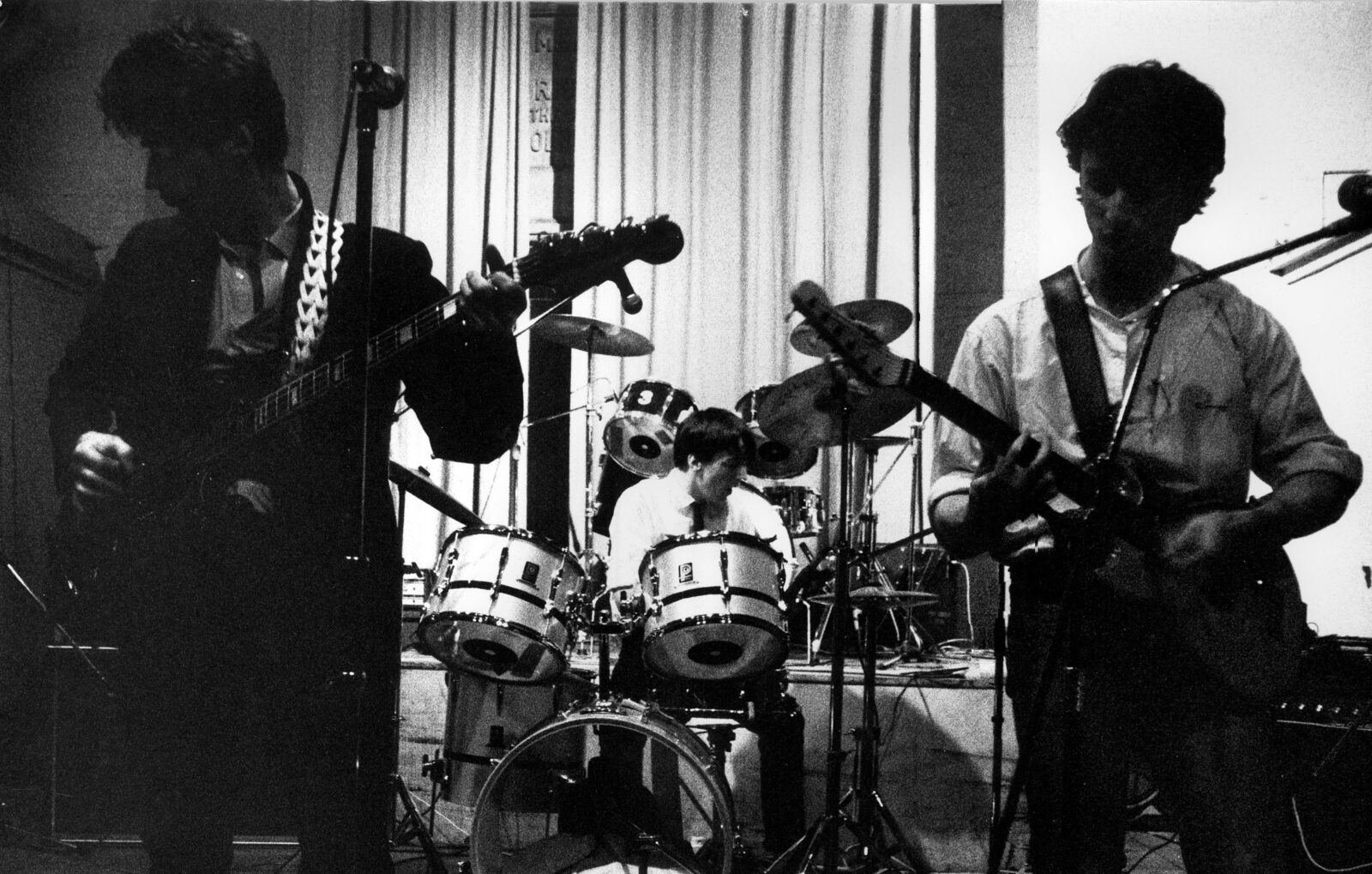 A Saga of Sinking Ships - It's Psychedelic Baby Magazine