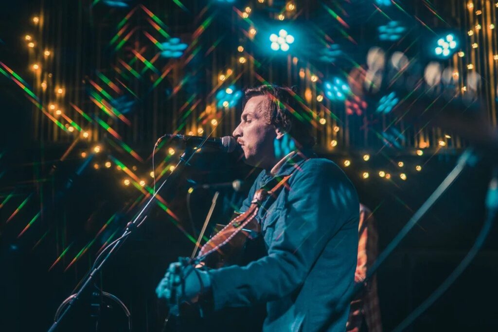 'Ramona and Child' by Michael James Tapscott | Royal Oakie's 10th ...