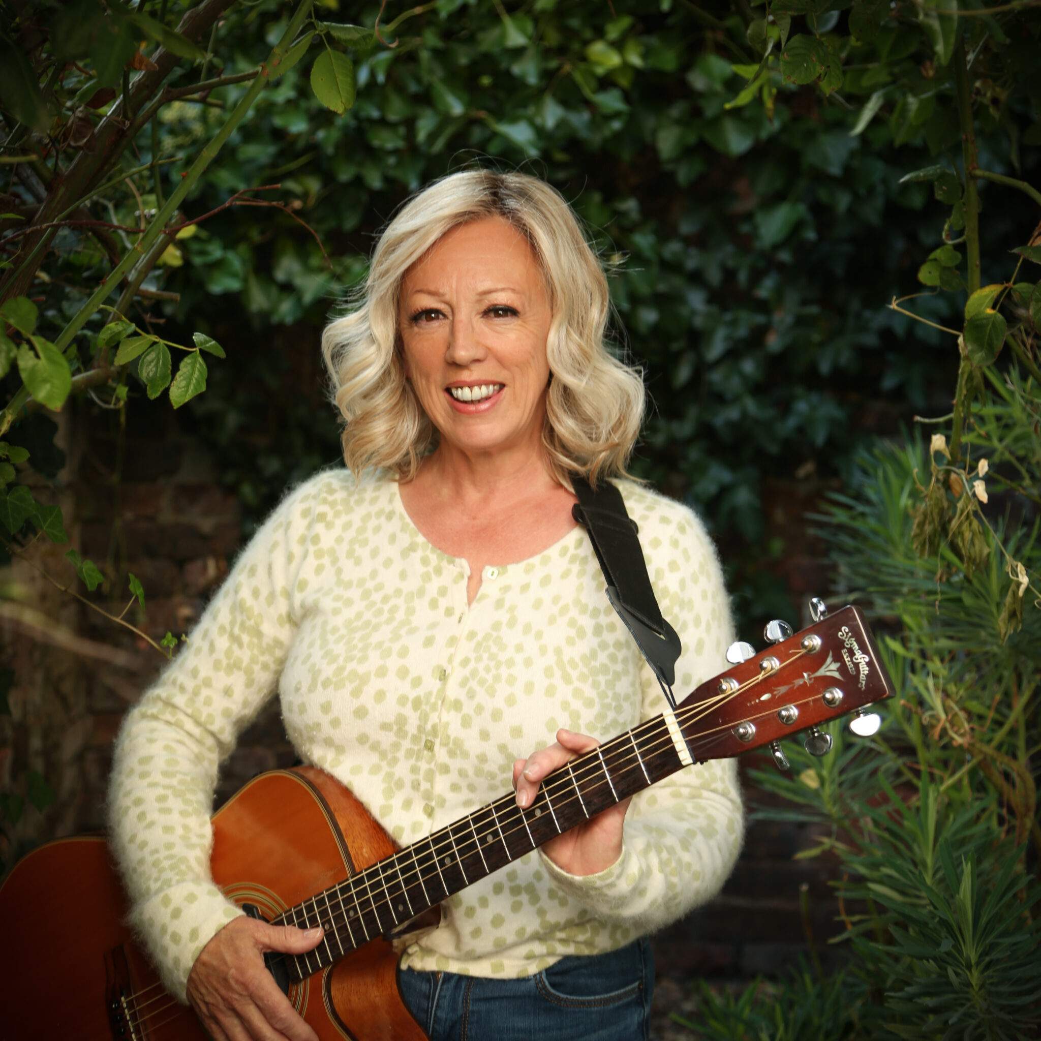 Claire Hamill | Interview | New Album, 'A Pocket Full of Love Songs ...