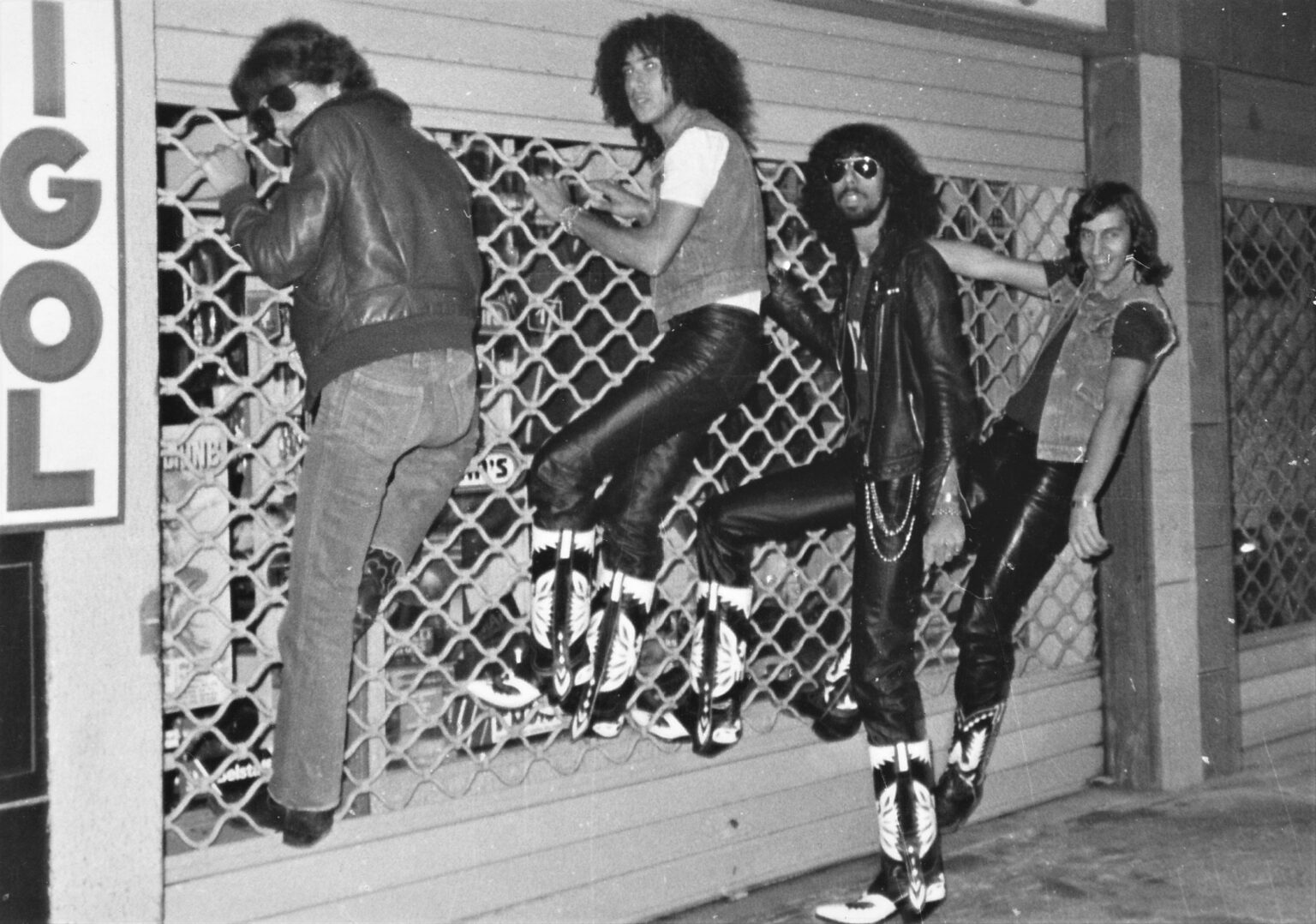 Fuzz | Interview | "Insane French Hard Rock" - It's Psychedelic Baby ...