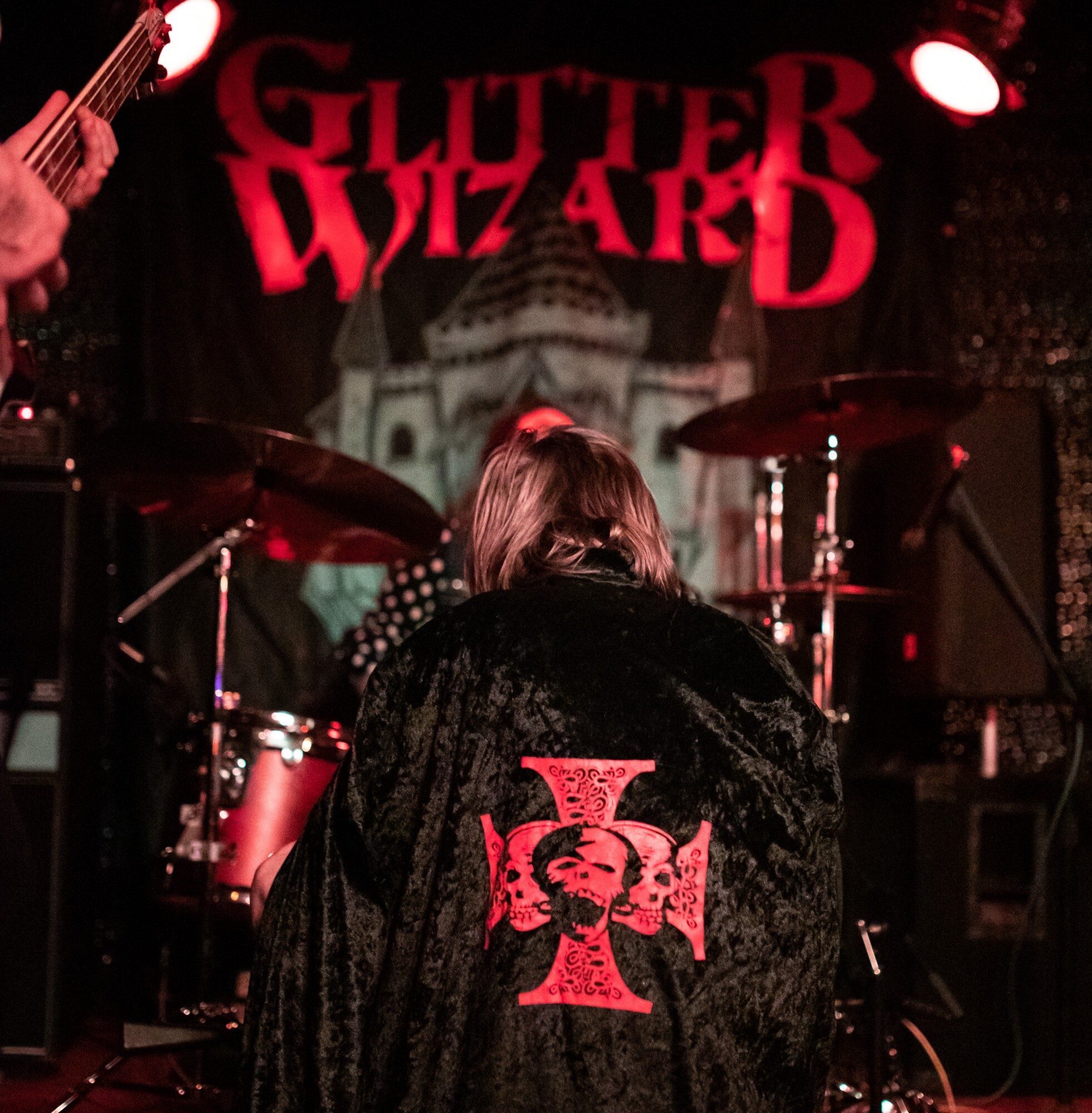 Glitter Wizard | Interview | New EP, 'Kiss The Boot' - It's Psychedelic ...