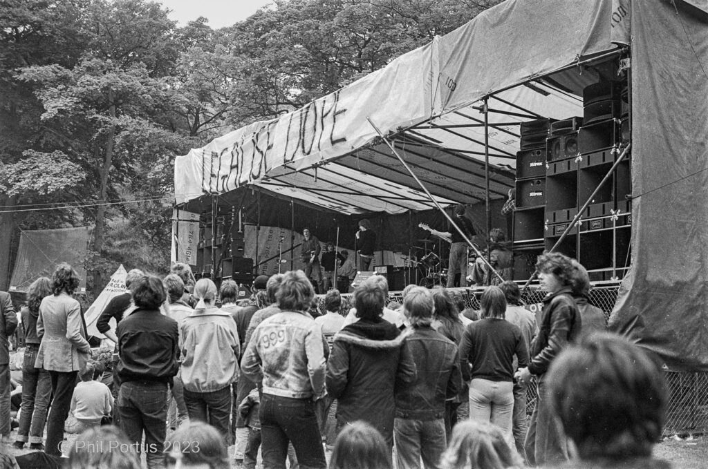 Chris Hewitt | Interview | Deeply Vale Festival - It's Psychedelic Baby ...