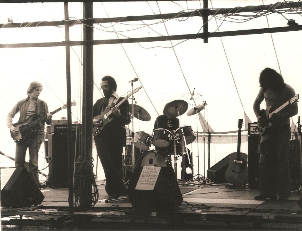 Any Trouble | Clive Gregson | Interview - It's Psychedelic Baby Magazine