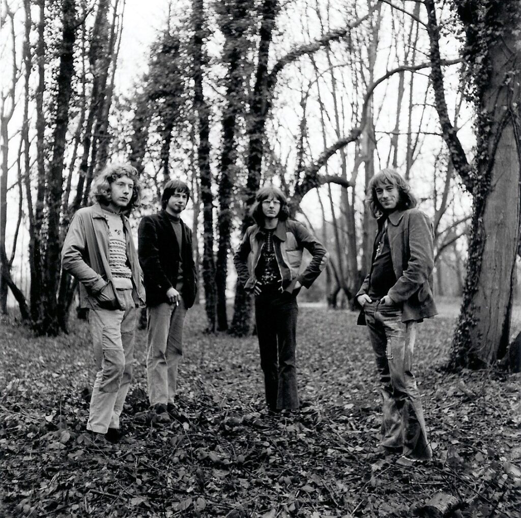Lifeblud | Interview | "Lost Acetate of Folky Prog" - It's Psychedelic ...