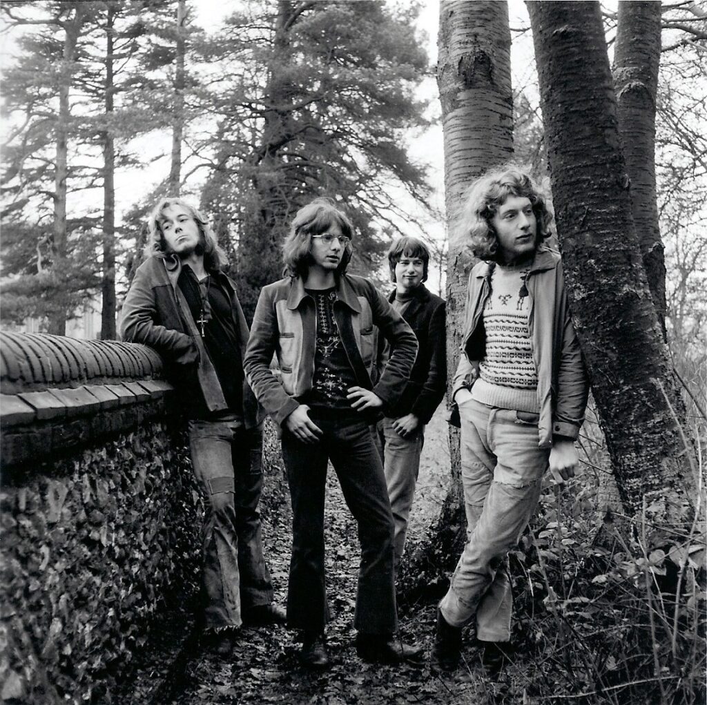 Lifeblud | Interview | "Lost Acetate of Folky Prog" - It's Psychedelic ...