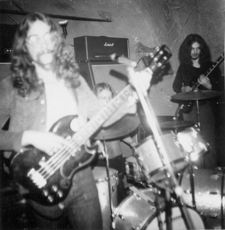 Night Sun | Interview | "Got A Bone Of My Own" - It's Psychedelic Baby ...