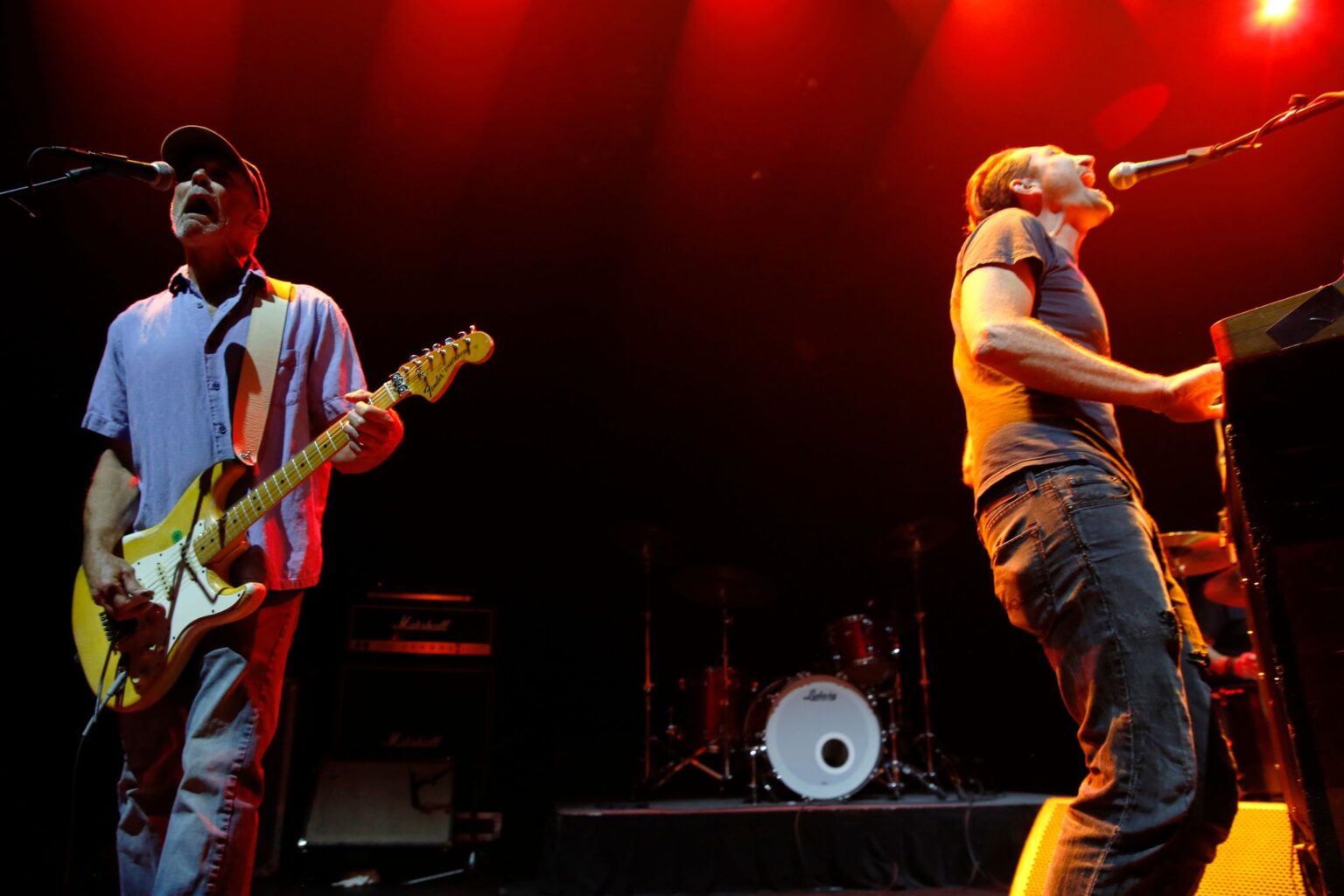 Scratch Acid | Brett Bradford | Suckling | Interview - It's Psychedelic ...