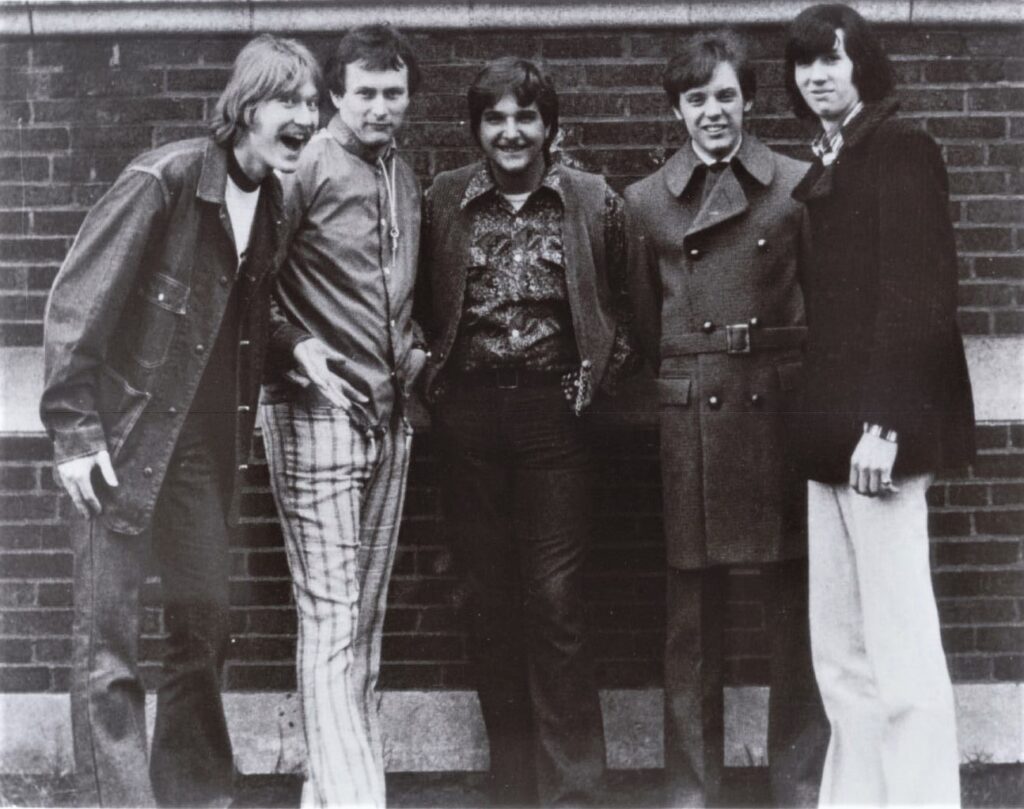 The New Colony Six | Interview | "Breakthrough" - It's Psychedelic Baby ...