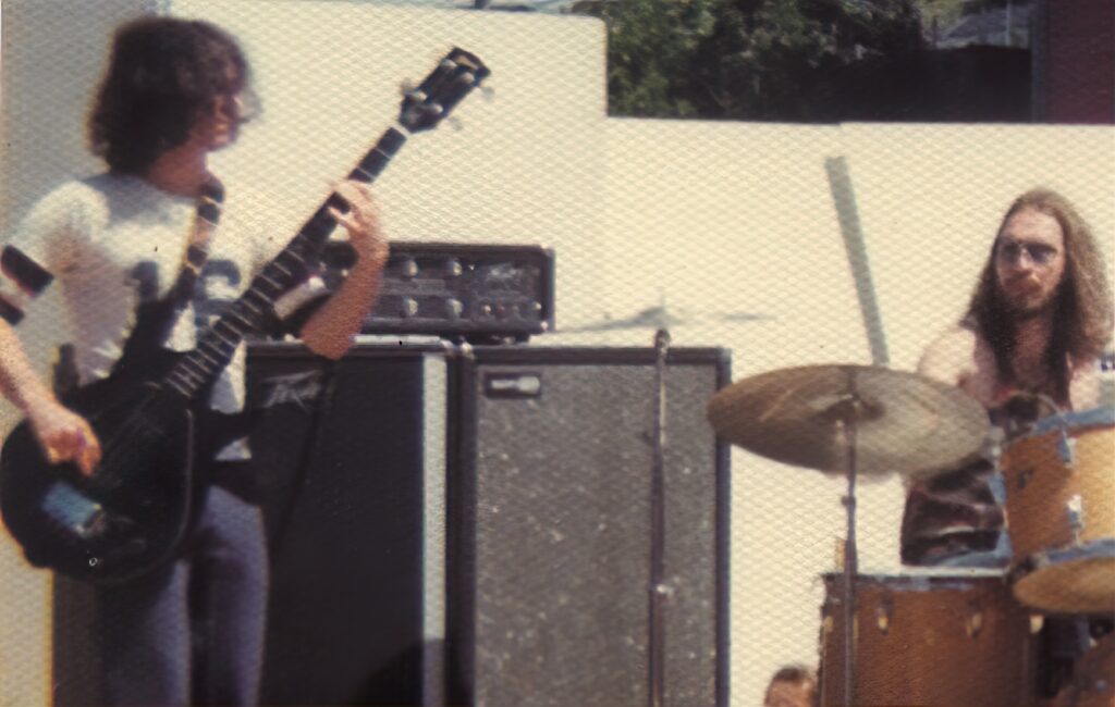 'San Francisco's Shiver' | "Devastating recording of power trio from ...