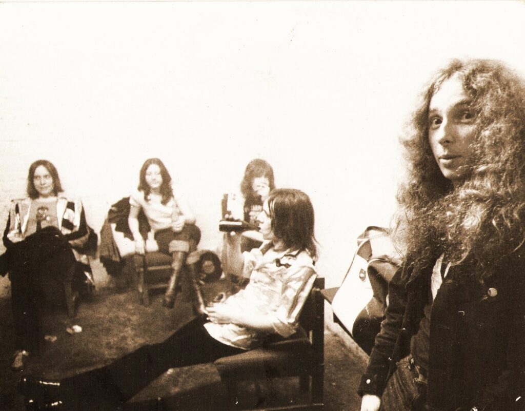 Reign | Shambles | 3am | Tim Renton | Interview - It's Psychedelic Baby ...