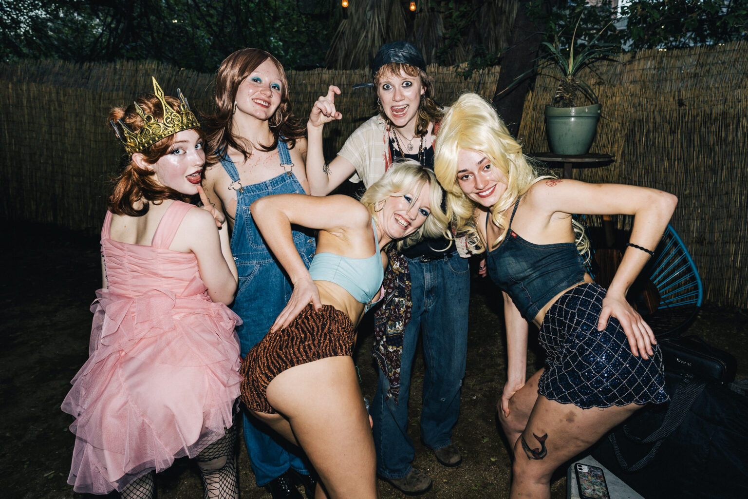 Die Spitz | Interview | "We hate music!" - It's Psychedelic Baby Magazine