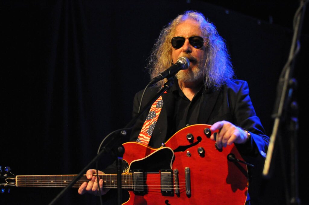 Blonde On Blonde | Interview | David Thomas - It's Psychedelic Baby ...