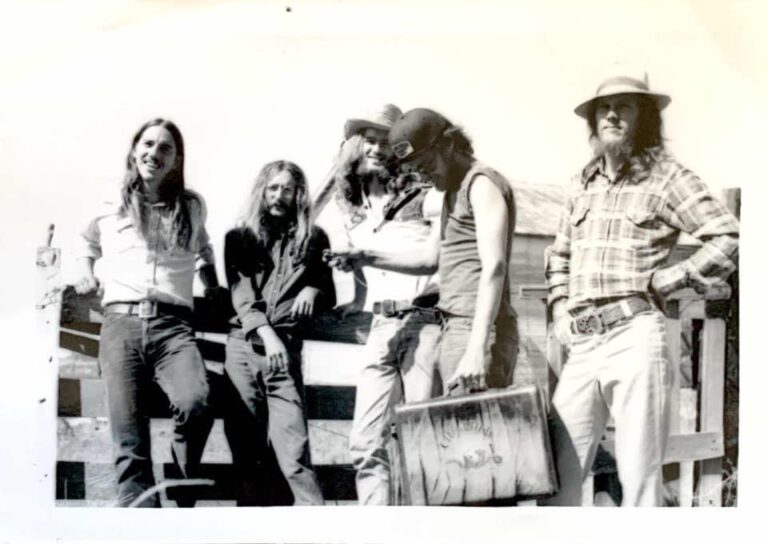 Crawdad | Legacy of Steve Gaines - It's Psychedelic Baby Magazine