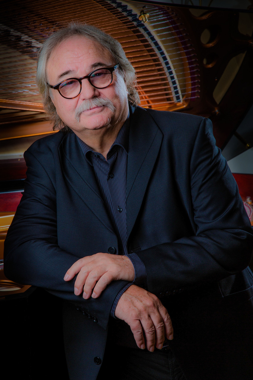 Vita Nova | Sylvester Levay | Interview - It's Psychedelic Baby Magazine