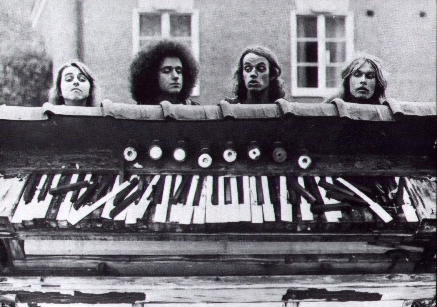 Samla Mammas Manna | Interview | Coste Apetrea - It's Psychedelic Baby ...