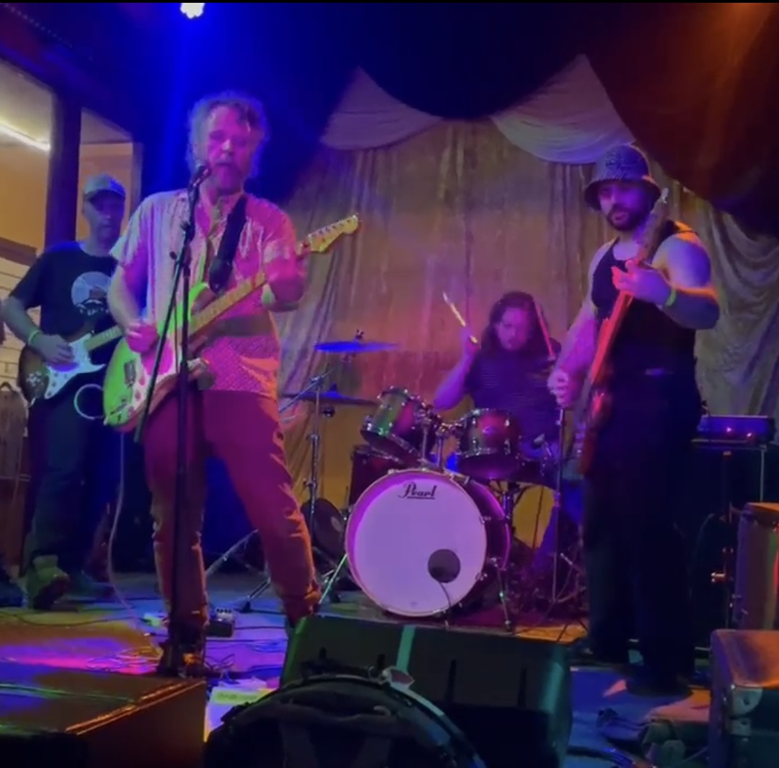 Gravel Samwidge | Interview | Riding the Edge of Outsider Rock - It's ...