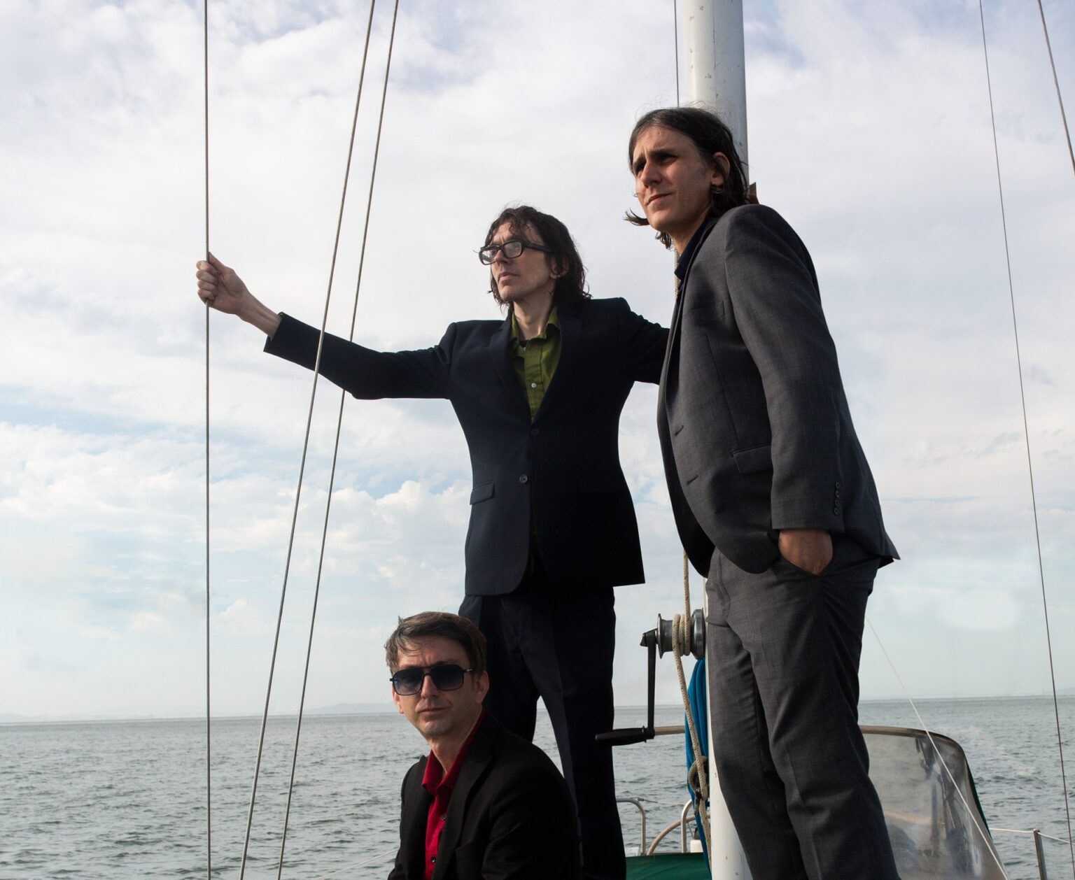 'The Unhounded Now' by Dead Meadow | New Album, 'Voyager To Voyager ...