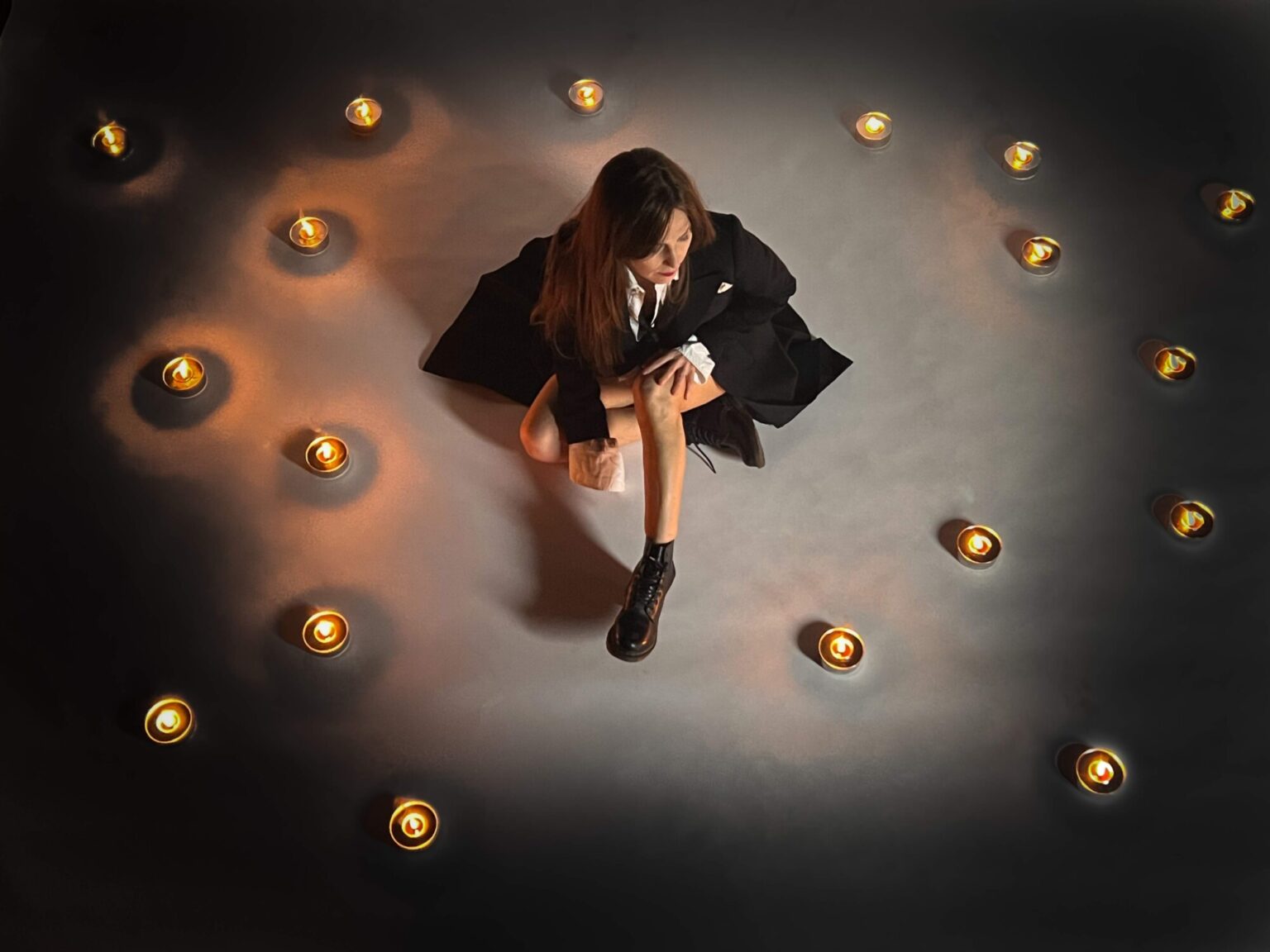 Sofia Härdig Ignites with 'Pale Fire' Ahead of New Album 'Lighthouse of ...