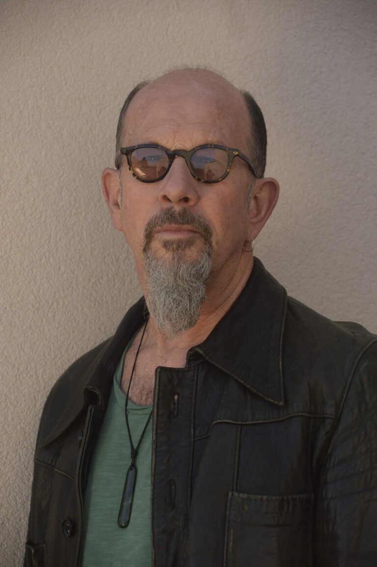 Chris Thompson on Earth Band, 'The Final Round,' and the New Album in ...
