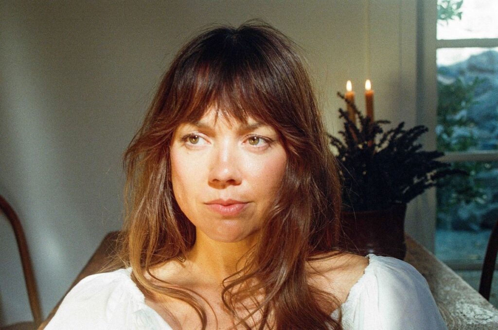 Mia Wilson Unveils 'Face To Face,' New Single From Her Debut Album - It ...