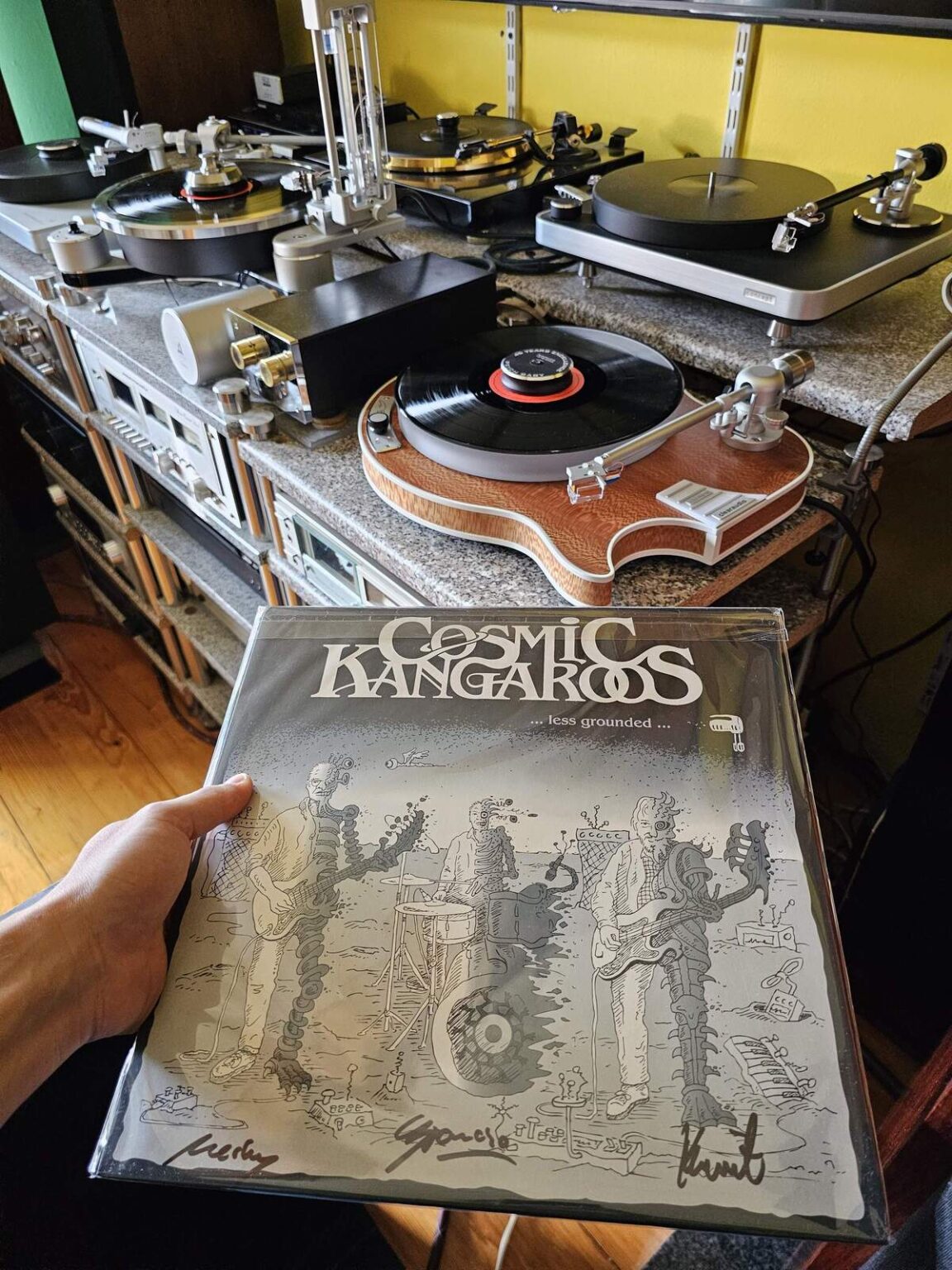 Chris Thompson on Earth Band, 'The Final Round,' and the New Album in ...