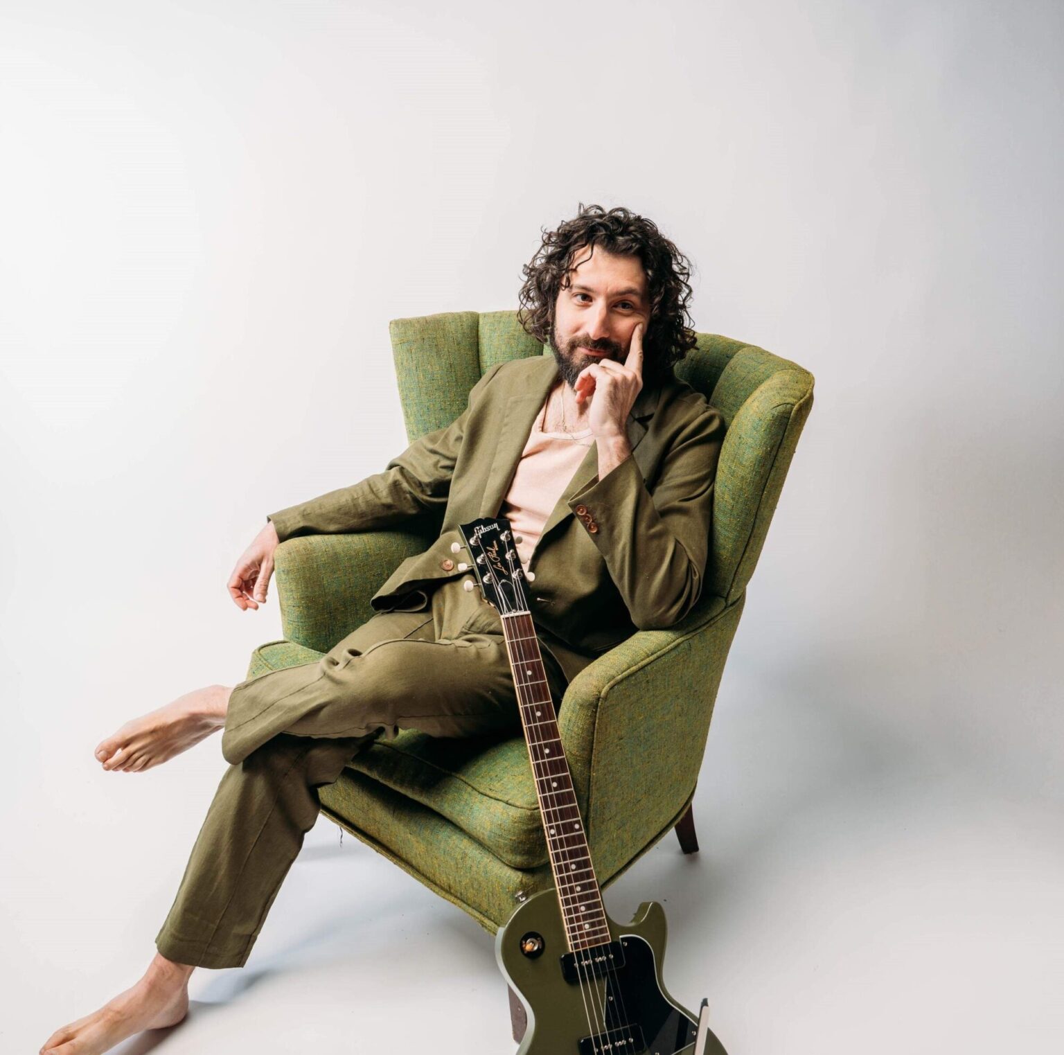 Eric Silverman Lands 'Fly': A Catchy Slice of "Psych Yacht-Rock" - It's Psychedelic Baby Magazine