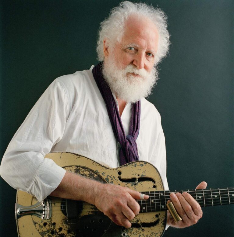 Ken Whiteley: "I make music to bring people together, to experience our ...